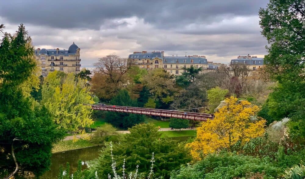 Running in Paris - The Ultimate Guide: Top 10 Spots, Shops for Gear ...