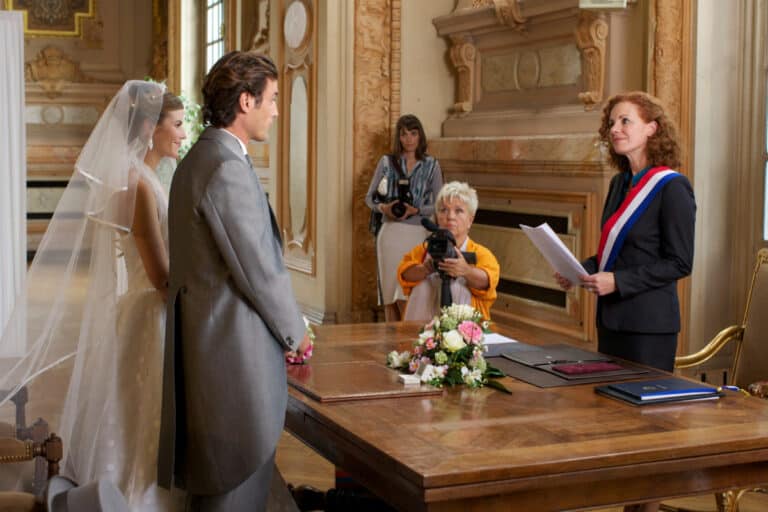 French Streaming: 11 TV Series to Watch Now - HiP Paris Blog