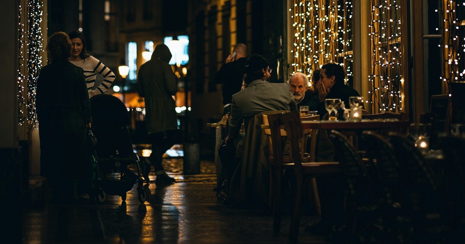 6 Must-Read Contemporary French Female Writers - HiP Paris Blog